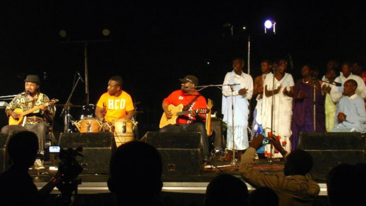 La scène musicale rwandaise entre tradition et modernité - Reportage ...