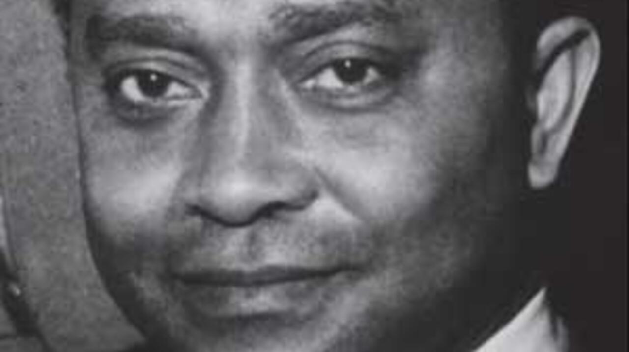 Madagascar: Dominique Ranaivoson publie une biographie de Jacques ...