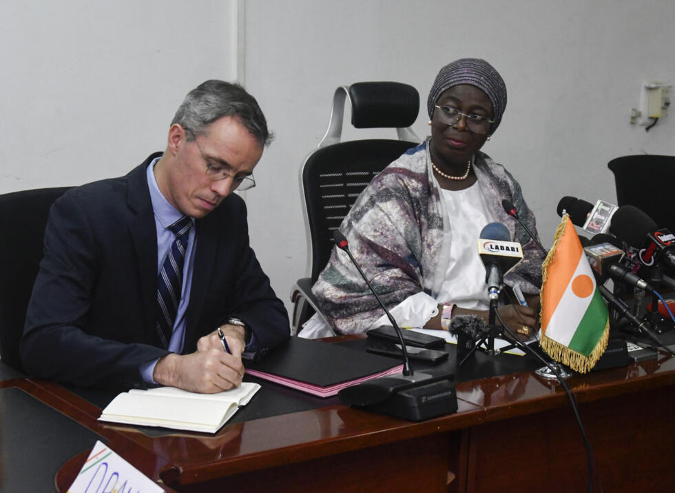 French nuclear giant slips into the red following Niger-French breakup