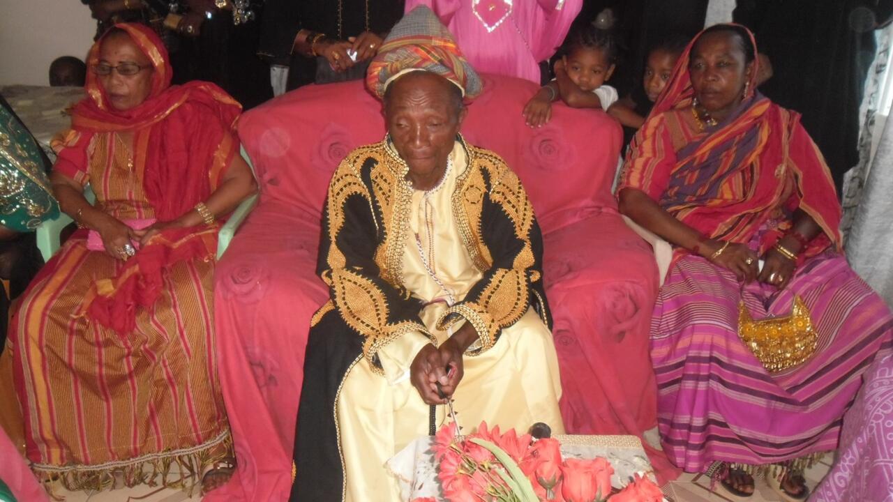 Comores: la saison des mariages est aussi celle des coiffeurs ...