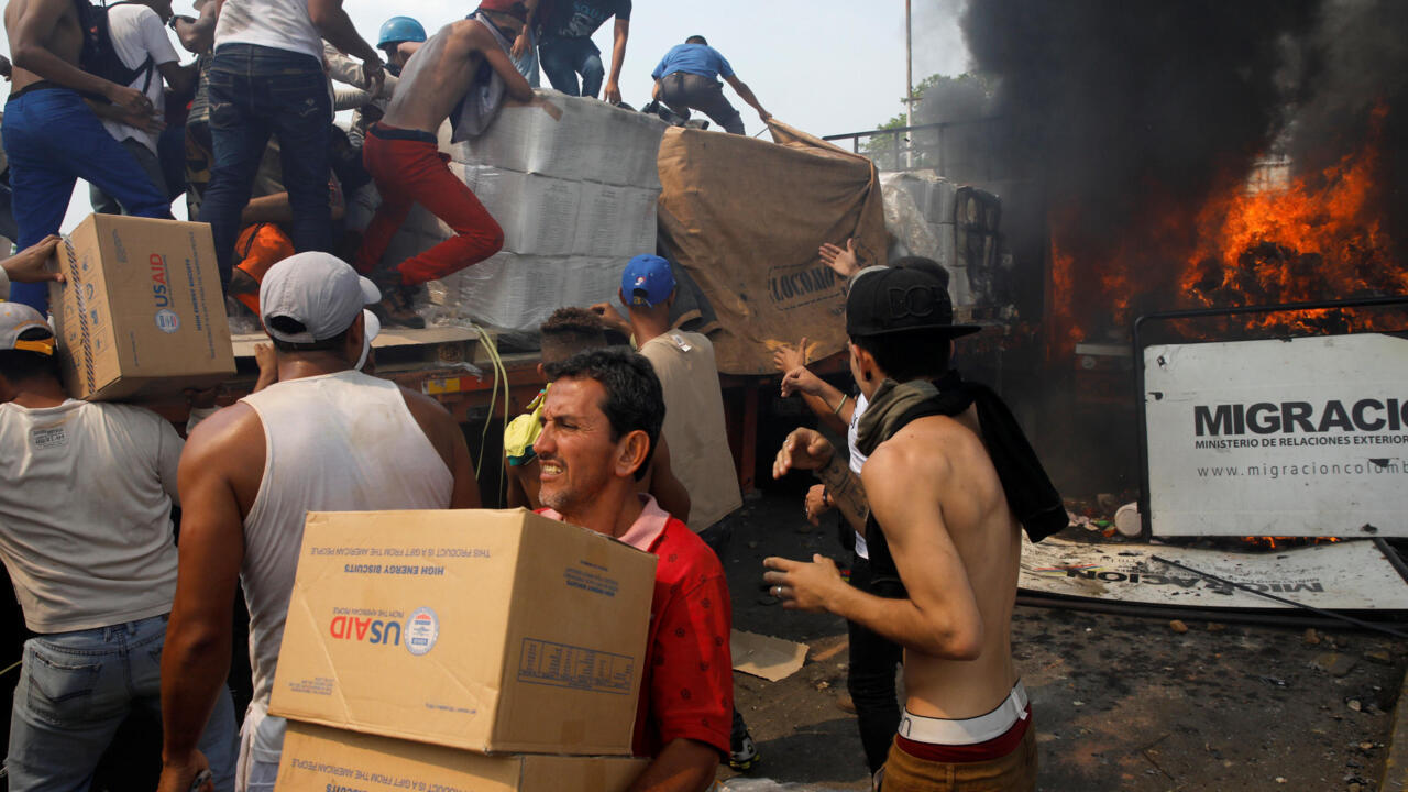 Maduro cuts ties with Colombia as at least four killed in Venezuela ...