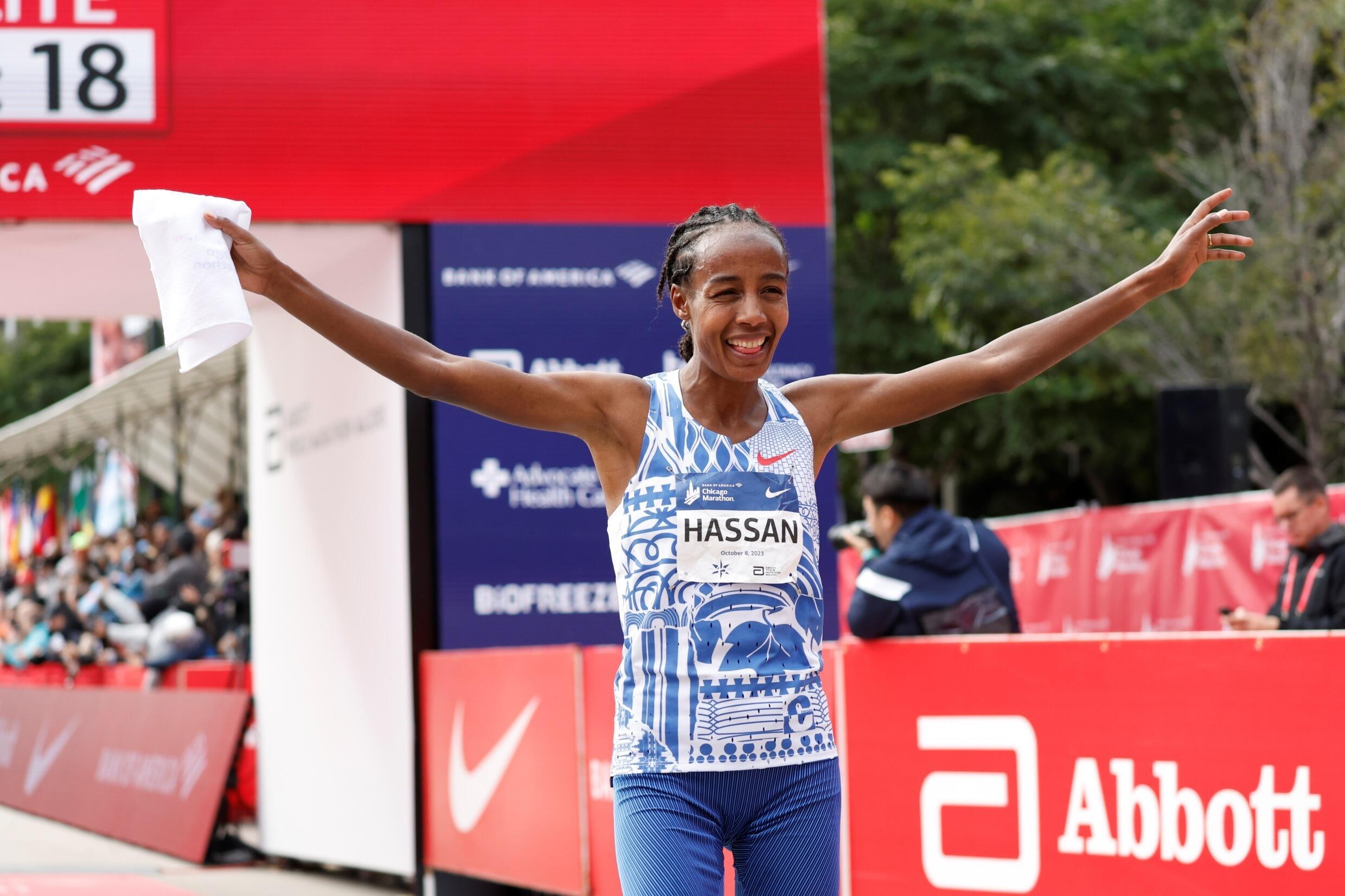 Kenyan Kiptum sets world record to win Chicago Marathon