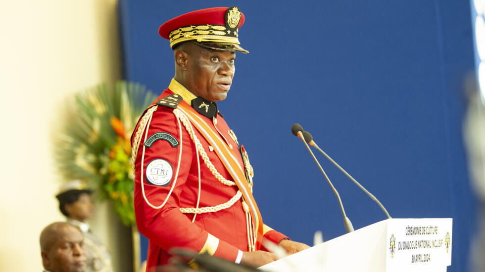 Pourquoi parler de chef de la junte ou de président de la transition ...