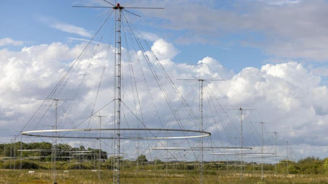 Mur anti-drones: l'Union européenne veut aller vite - Lignes de défense ...