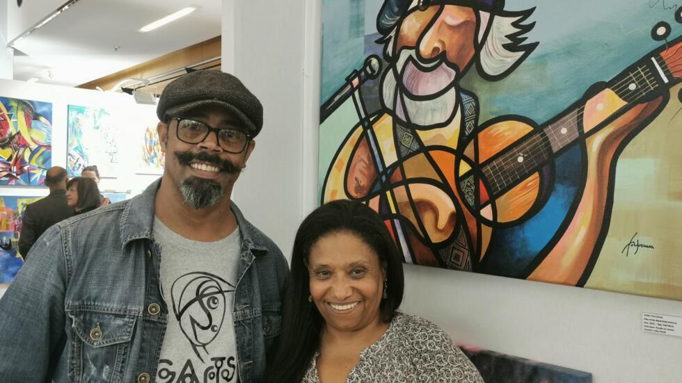 Pintor cabo-verdiano Tutu Sousa em Paris na mostra Art Shopping