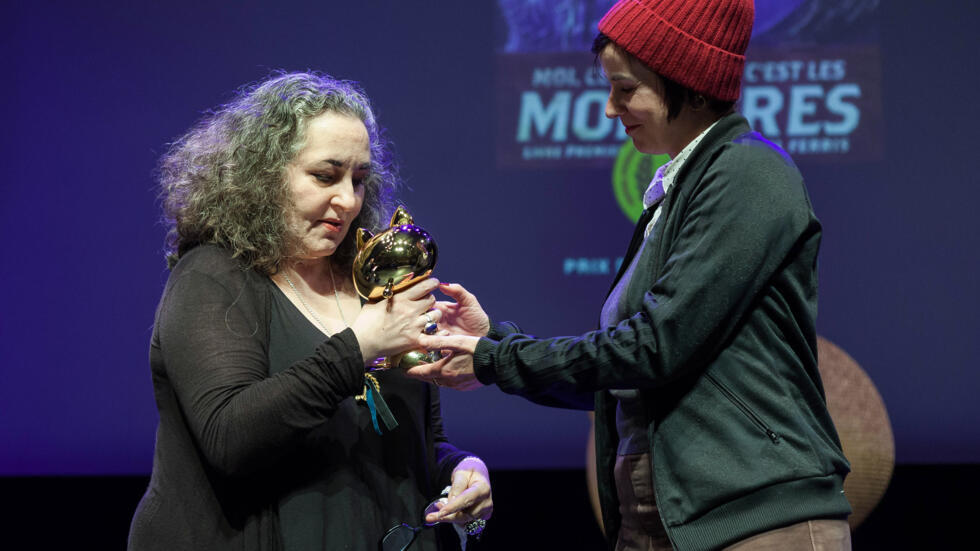Festival d'Angoulême: Emil Ferris reçoit le Fauve d'Or pour le meilleur ...