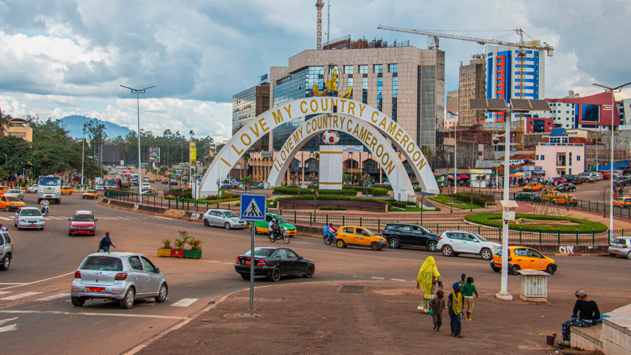 Maaskofu wa Camerun Watoa wito kwa utulivu wakati upinzani ukitangaza ...