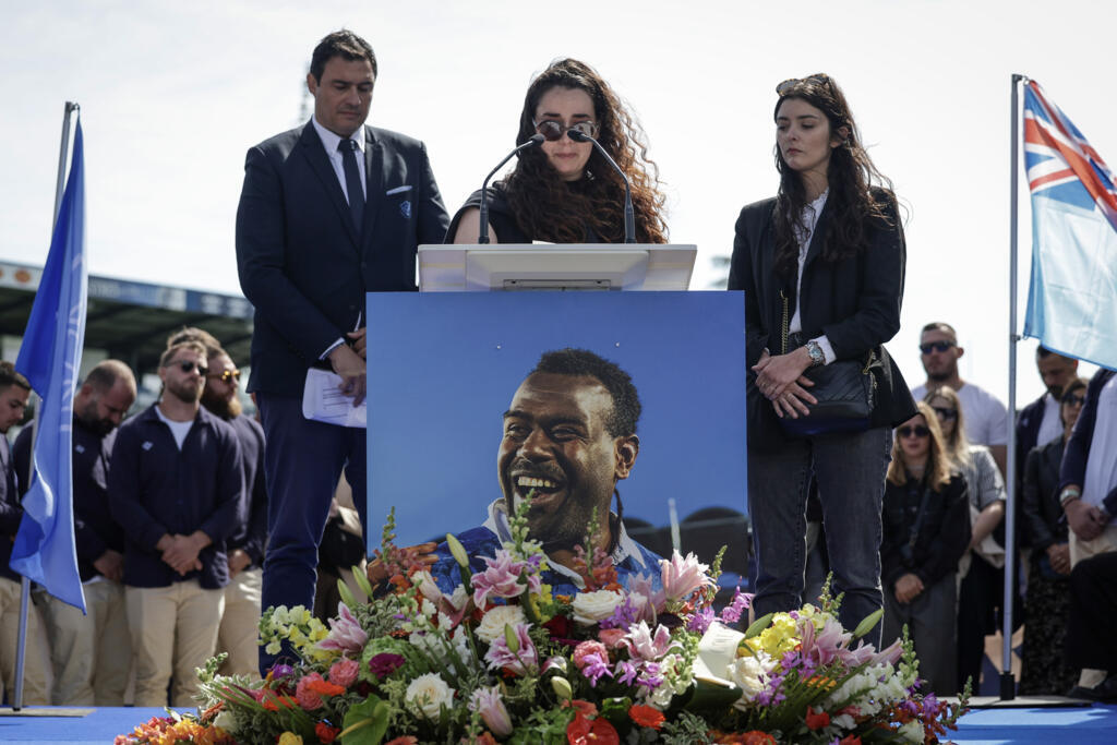 Toulouse crush Toulon to reach Top 14 semis as Castres pay tribute to ...