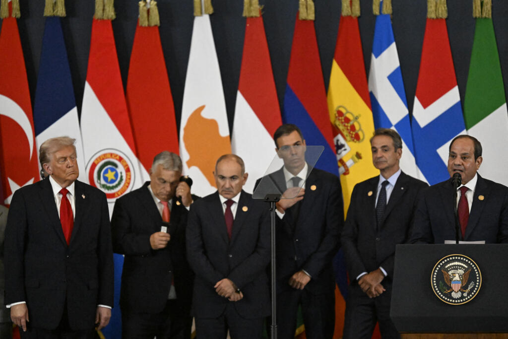 À Charm el-Cheikh, Donald Trump proclame «la paix au Moyen-Orient»