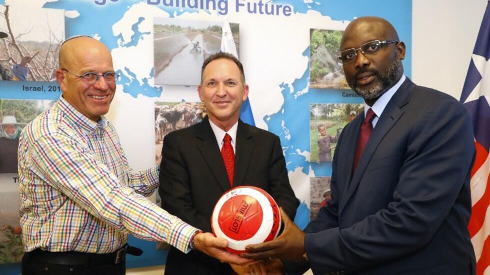 «Le Liberia est ouvert aux affaires», lance George Weah en Israël