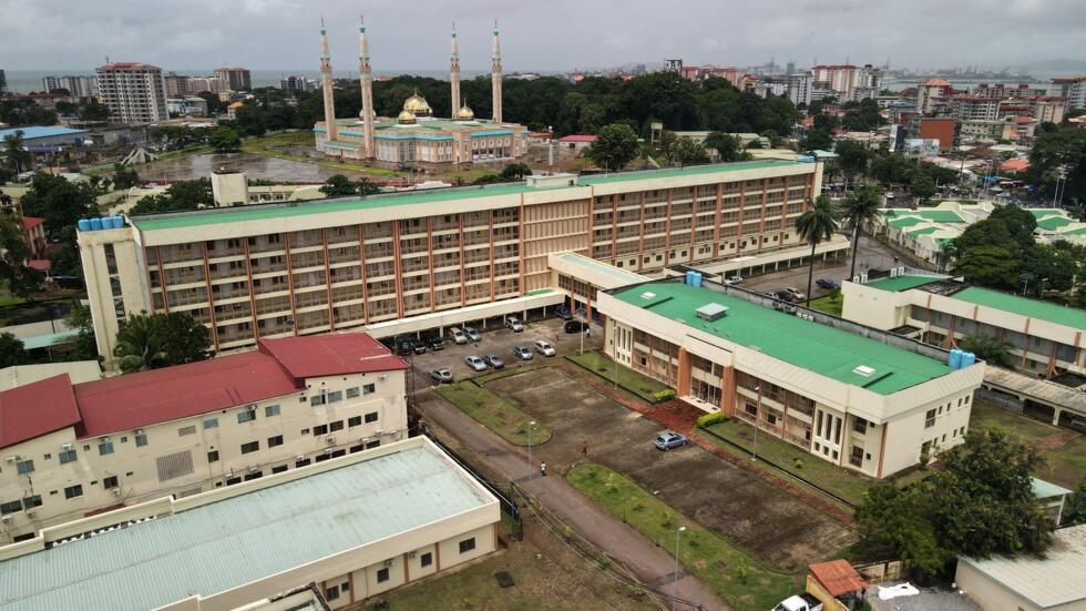 À Conakry, une centaine de pêcheurs soignés pour des brûlures dont la cause reste à déterminer
