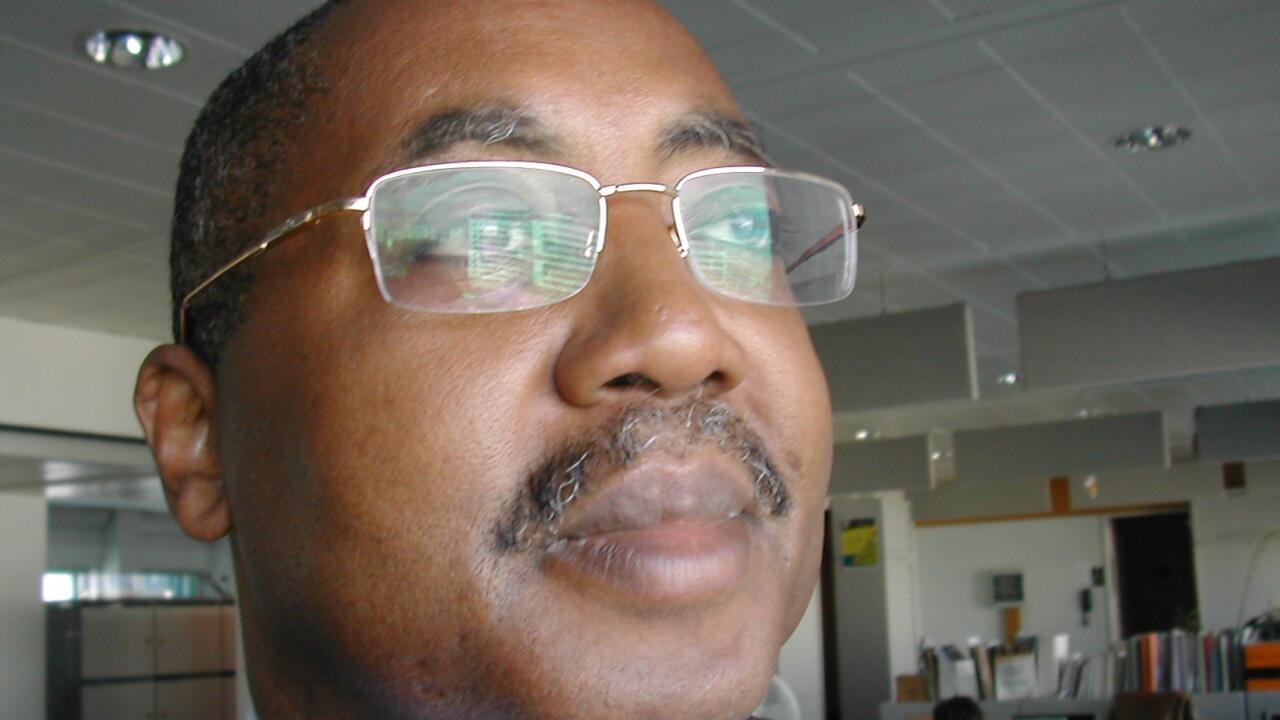 Mbida to contest presidency after 13-year exile - RFI