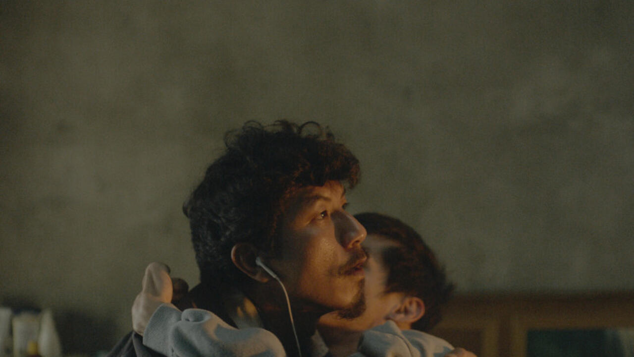 “一部黑暗，但却闪耀光芒的影片” 专访《白衣苍狗》导演曾威量 - Times of China