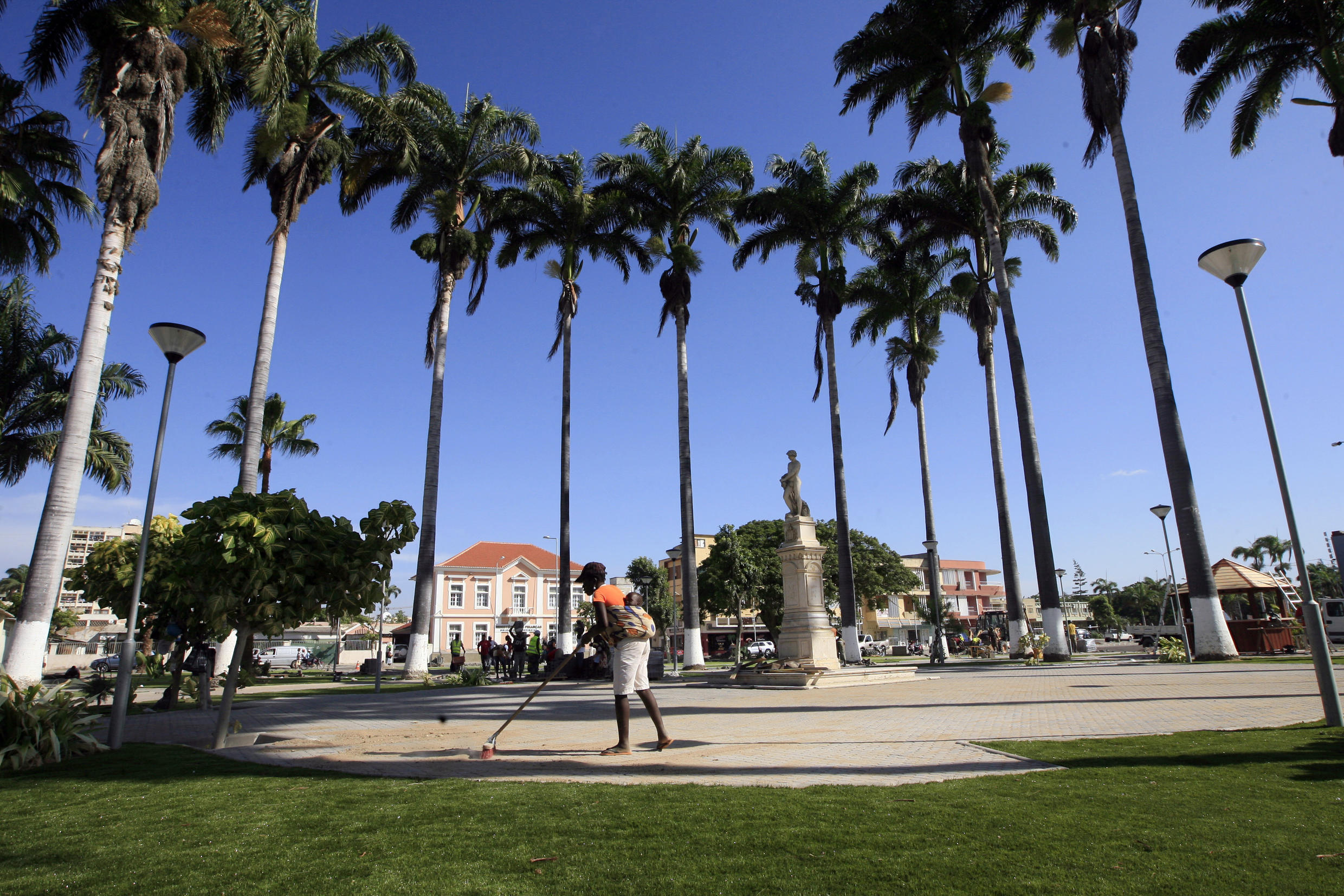 Angola: TV Palanca e Rádio Global passam para a esfera do Estado