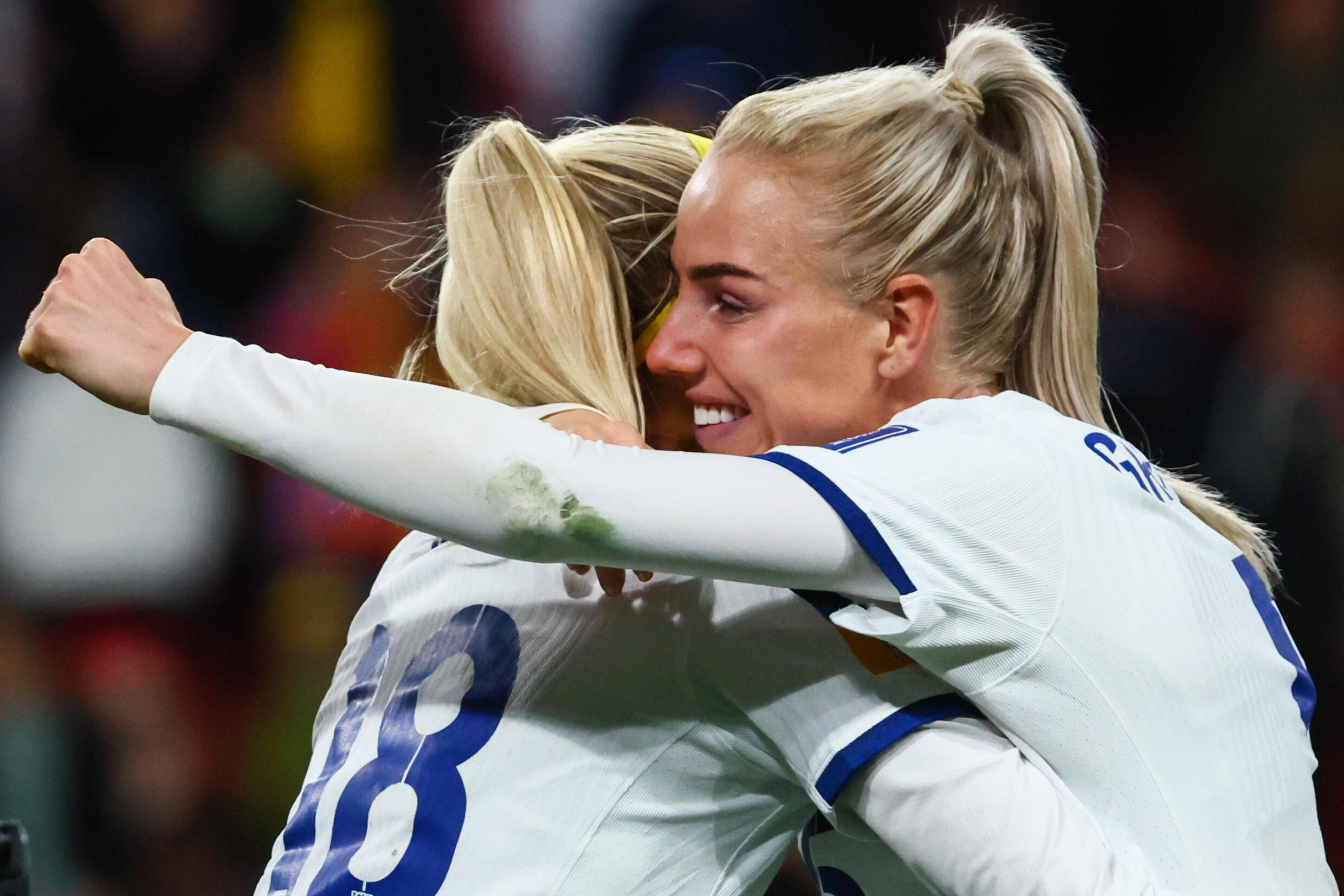 Ten-player England scrape through as Nigeria pay World Cup penalty