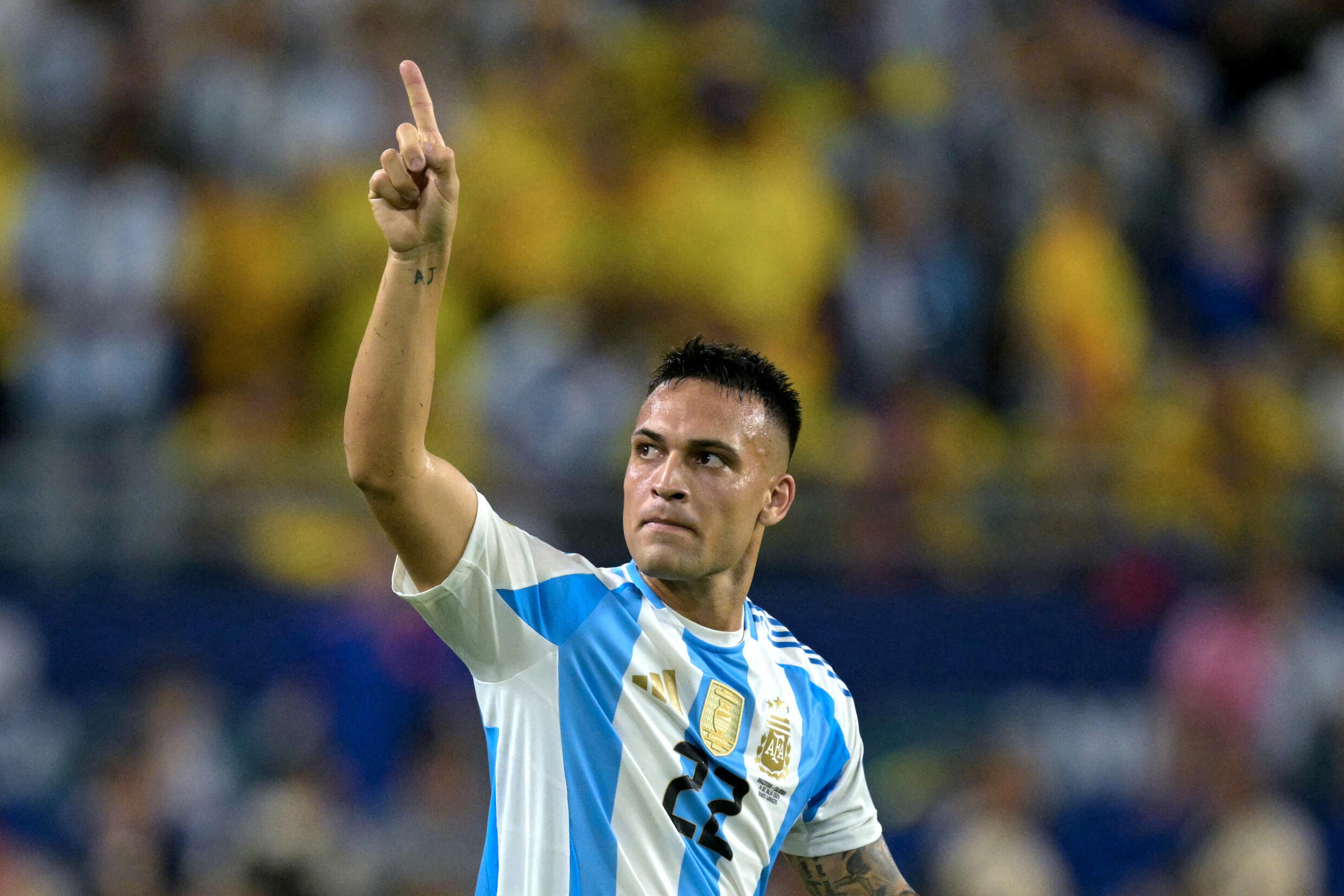 Lautaro Martínez, máximo goleador de la Copa América, libera a Argentina