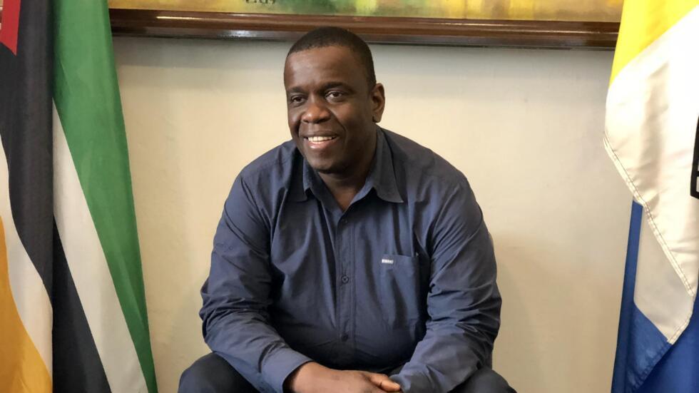 "O grande desafio é o conflito político-económico" - Convidado