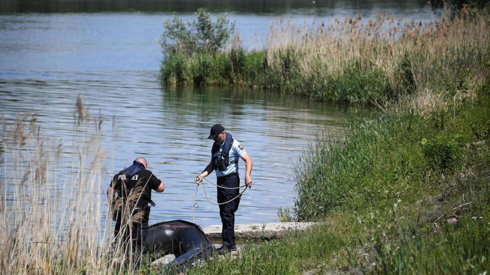 Police search for missing girl after three drown in eastern France