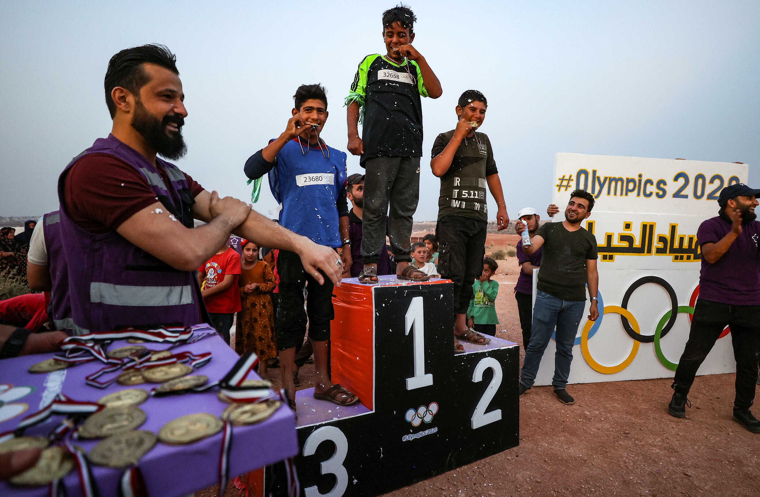 Syrian children hold 'Tent Olympics' of the displaced - RFI