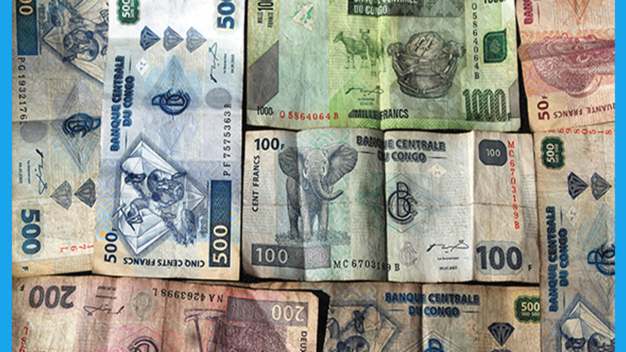 RDC: pourquoi le franc congolais baisse-t-il face au dollar?