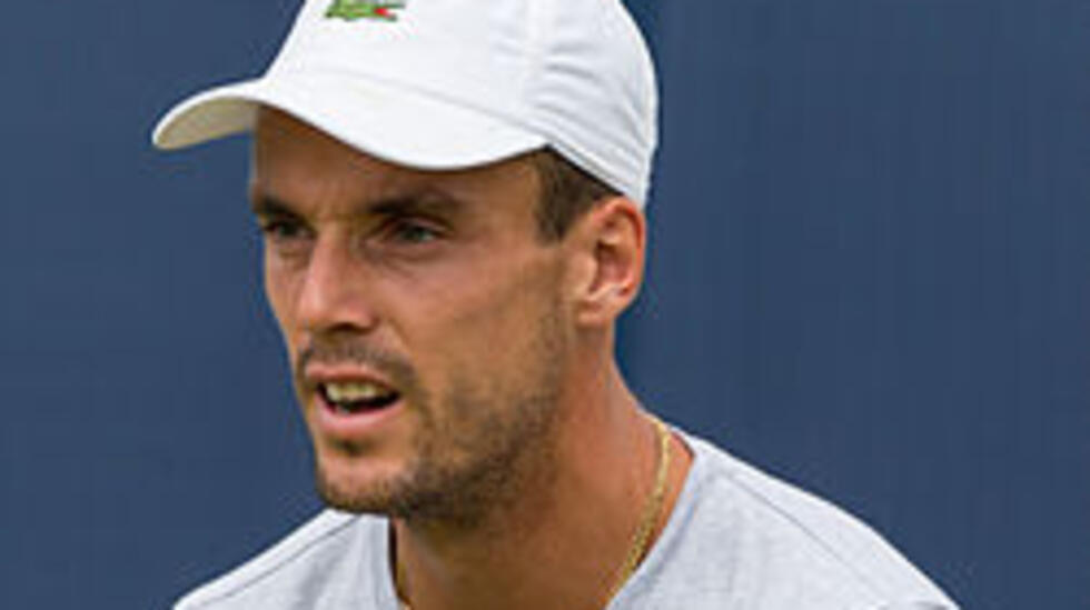Spain's Bautista Agut wins Auckland Open after sick Sock pulls out