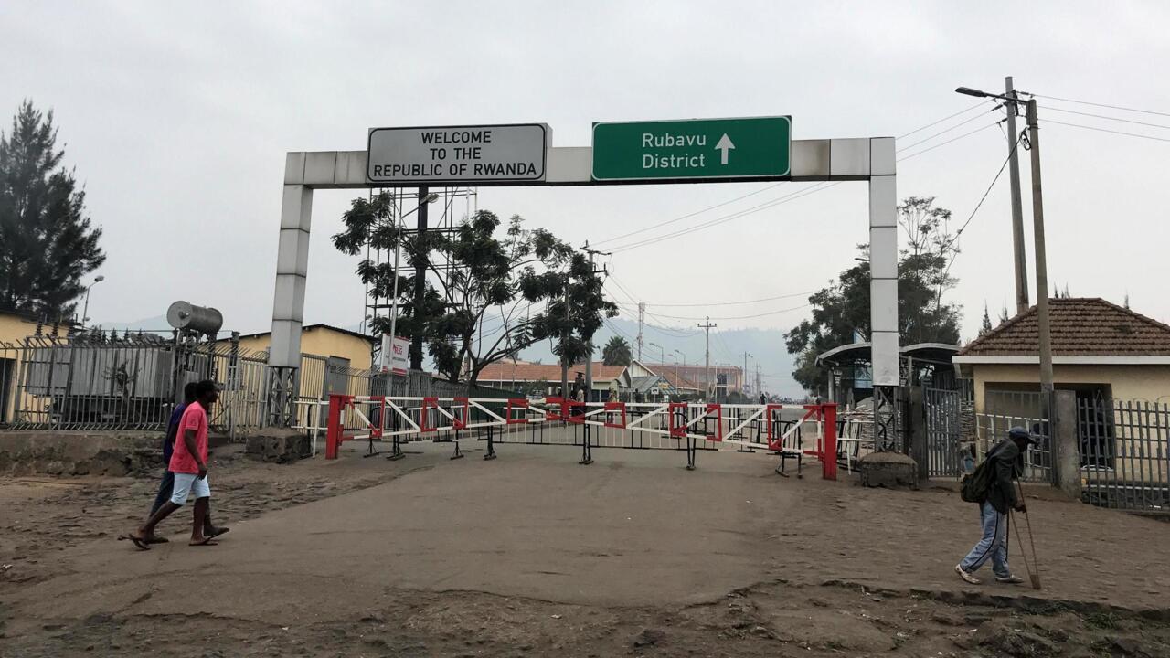 Rwanda shuts Congo border after third Ebola case in Goma