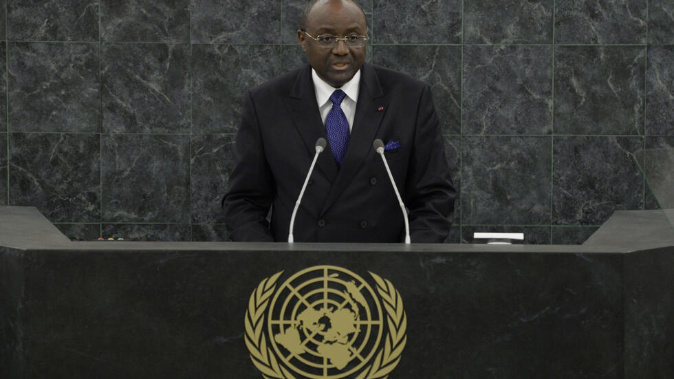 Pierre Moukoko Mbonjo, ministre camerounais des Affaires étrangères ...