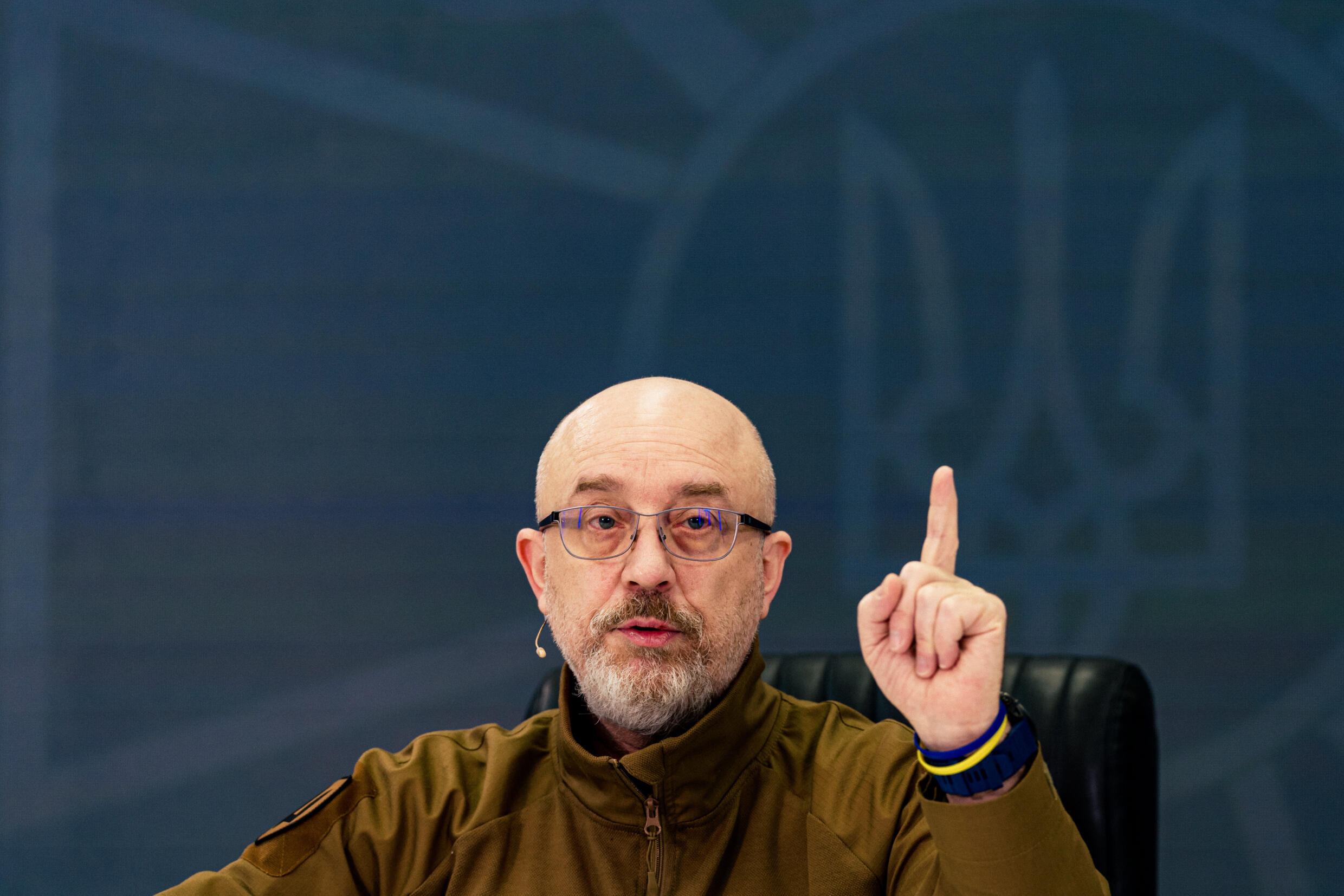 Ukraine to replace defence minister after corruption scandals