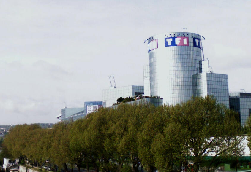 Les 25 ans de la privatisation de TF1 - Chronique des médias