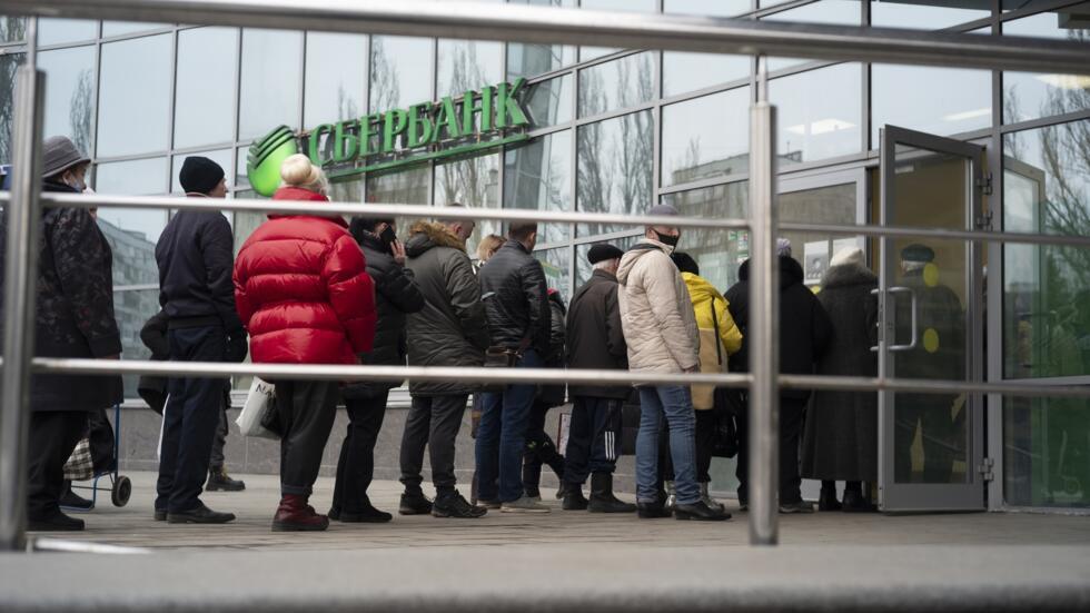 La banque russe Sberbank ferme son bureau à Abou Dhabi à cause des sanctions