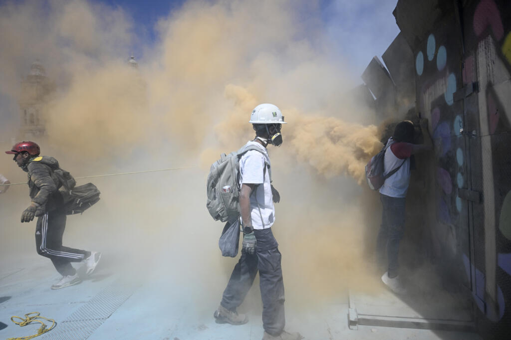 Miles de personas marchan en México contra el gobierno de Sheinbaum y ...