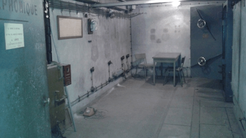 Bunker utilizado pelos nazistas, embaixo de estação de trem em Paris, é ...