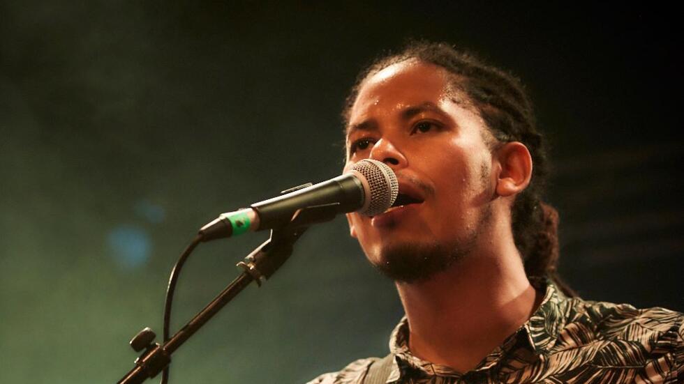 Músico paraense toca "forró psicodélico" e ensina carimbó em Paris ...