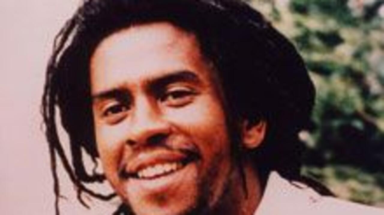 1. Tubes et cultes (rediffusion) - Couleurs tropicales