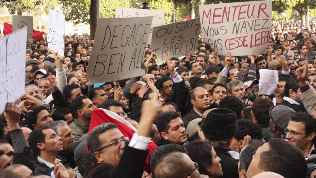 Malgré les promesses de Ben Ali, les Tunisiens de nouveau dans la rue