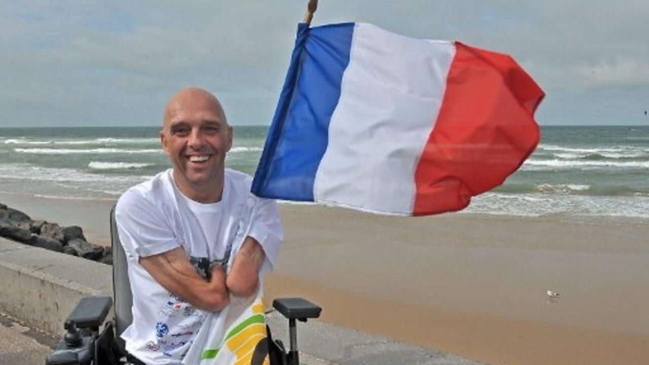 Amputé des quatre membres, Philippe Croizon va tenter de relier les ...