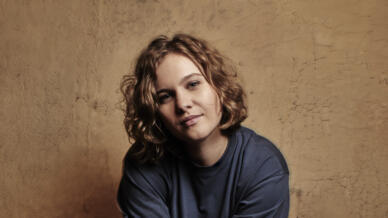 Emma Peters, l'amour et la musique «Tout de suite» - Sur le pont des arts