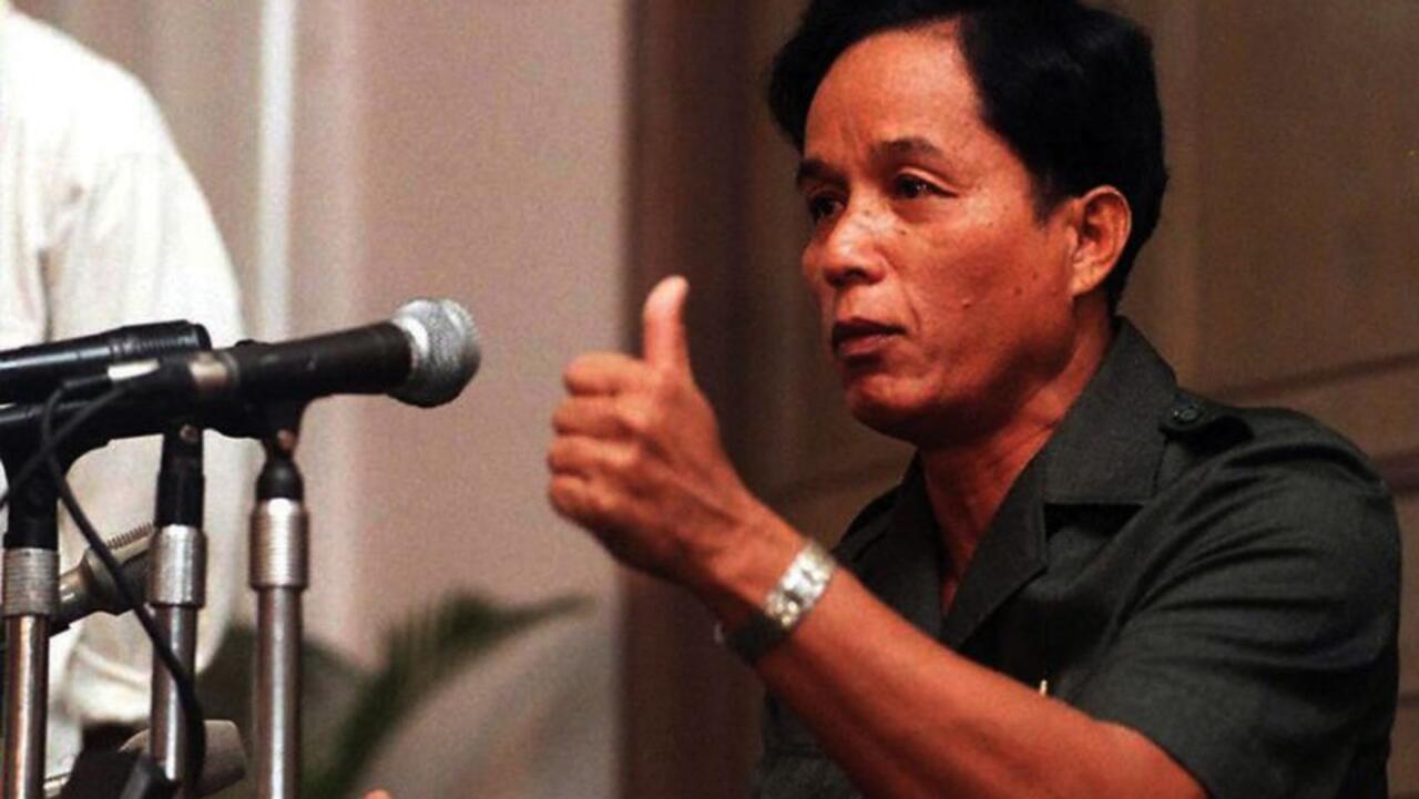 «លោក ប៉ែន សុវណ្ណ» ជា តួអង្គ សំខាន់ នៅ ក្នុង ប្រវត្តិសាស្ត្រ ខ្មែរ សម័យ ...