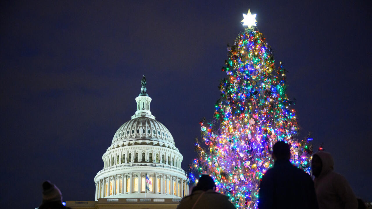 À la Une: des fêtes de Noël au goût amer