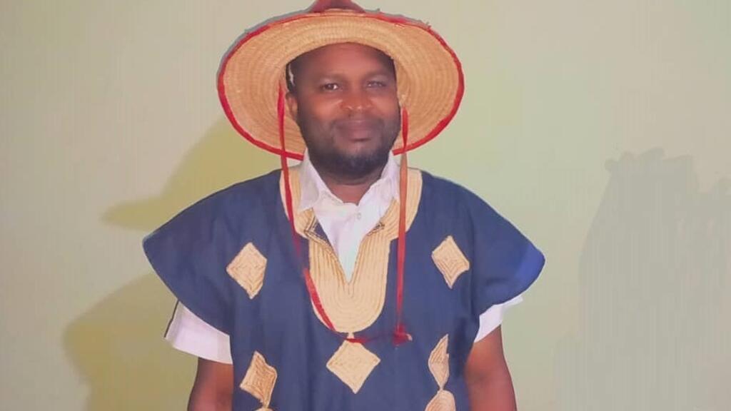 Dr Fabilou jannginoowo dawro to jaaɓi-hattirde Ngawndere no taskoo ...