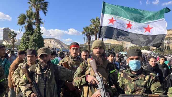Syrie: comment le groupe HTS s'organise pour assurer l'ordre public et ...