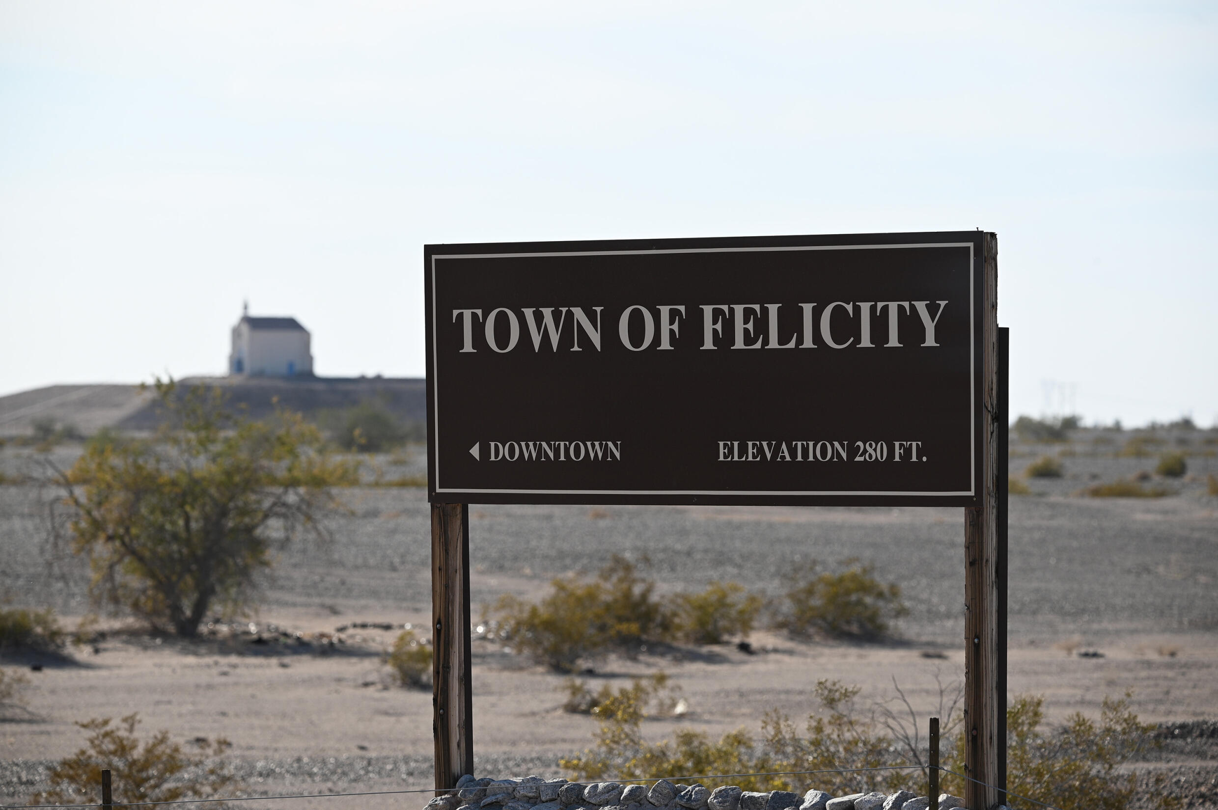 Felicity: la historia de la humanidad en el centro del mundo