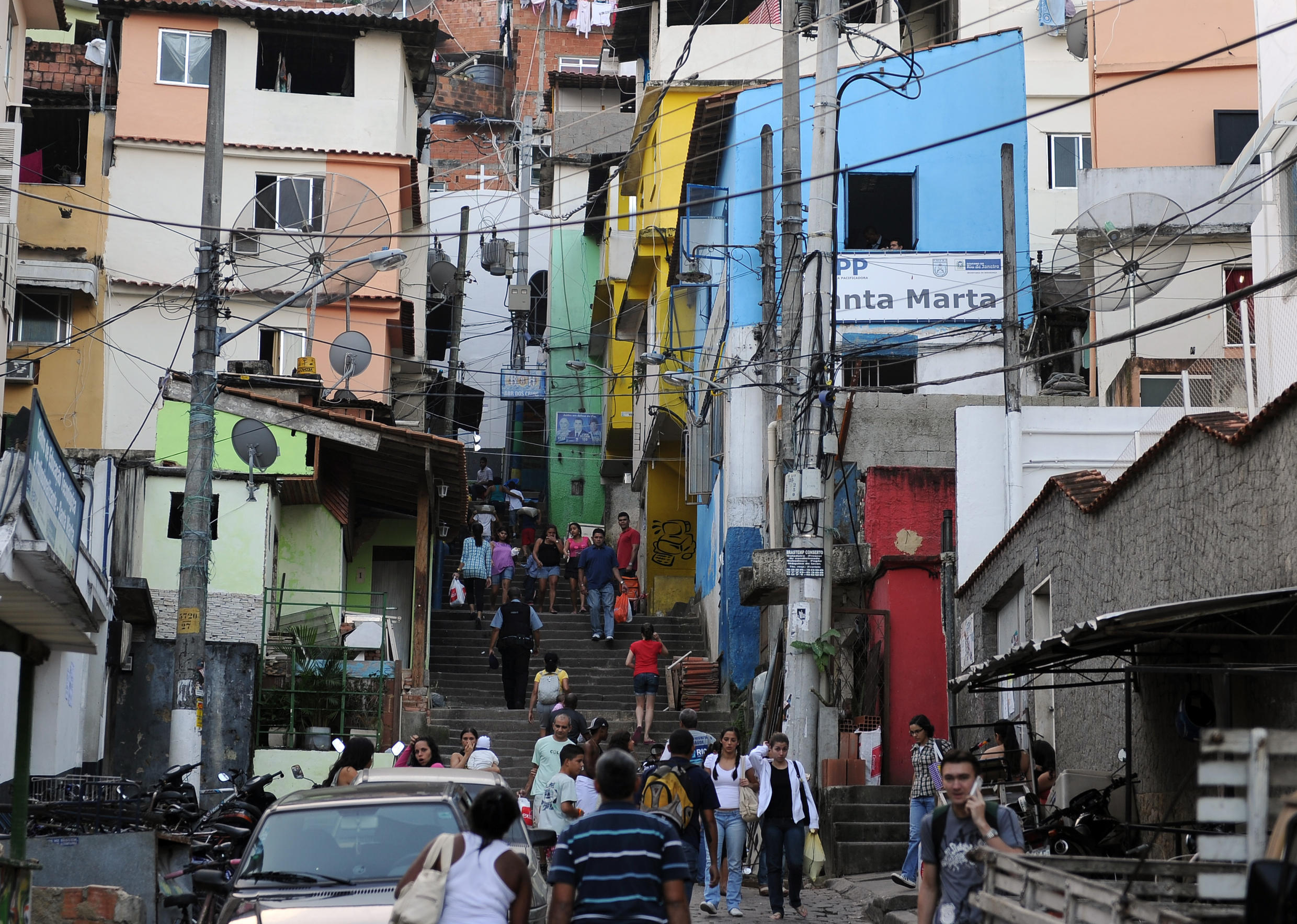 Milicias controlan el 45% de las favelas cariocas - Noticias de América