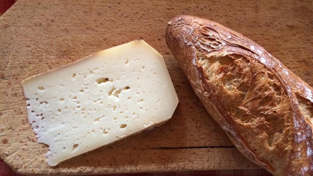 Du pain et du fromage - Le goût du monde
