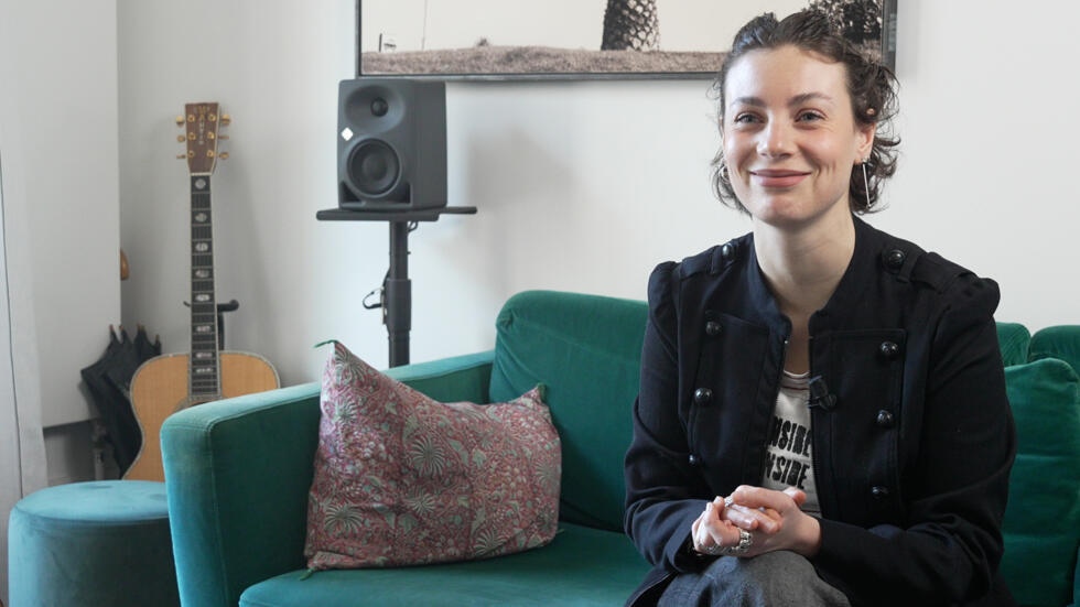 Adé : Une artiste, un album - RFI