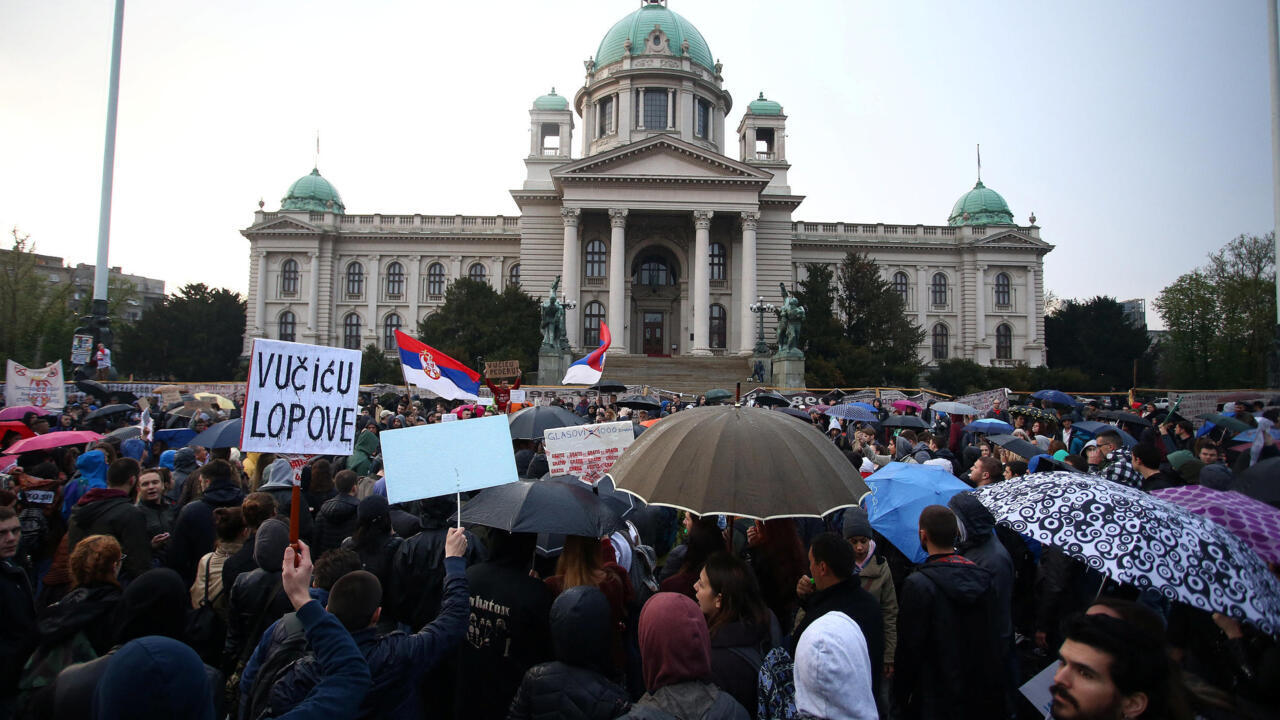 [Reportage] En Serbie, le mouvement anti-Vucic s'organise - RFI