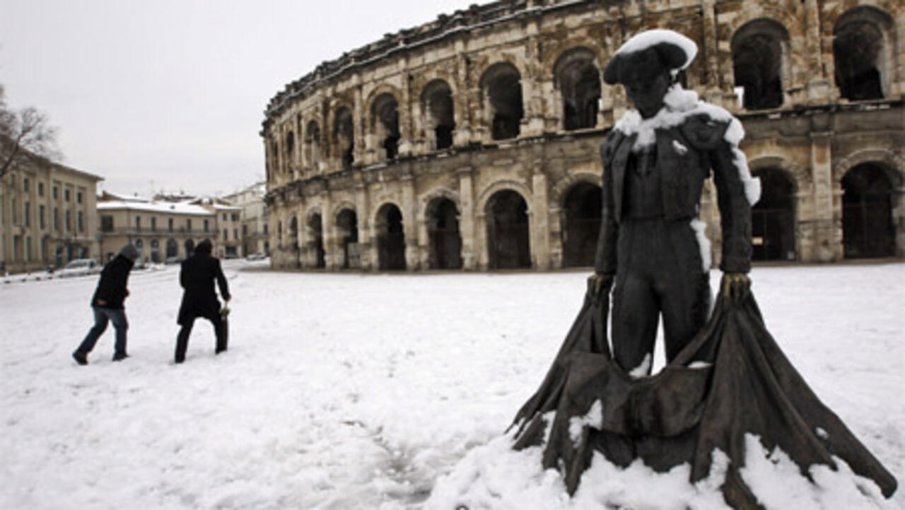 Freak snow storm covers southern France