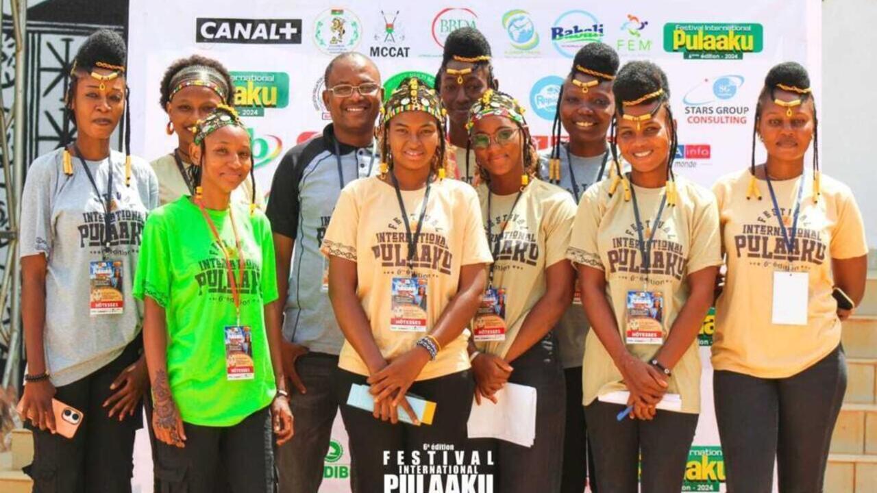 Aw ka nin dɔgɔkun jɛmukan bɛ kuma Festival Internationale pulaaku de kan - Kan jumɛn bɛ yɛn?