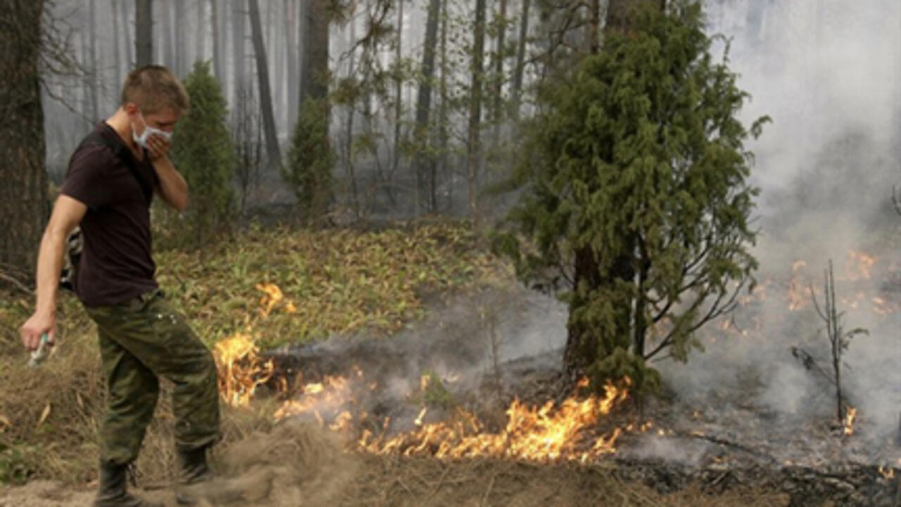 State of emergency in Russia, as wildfires continue to burn