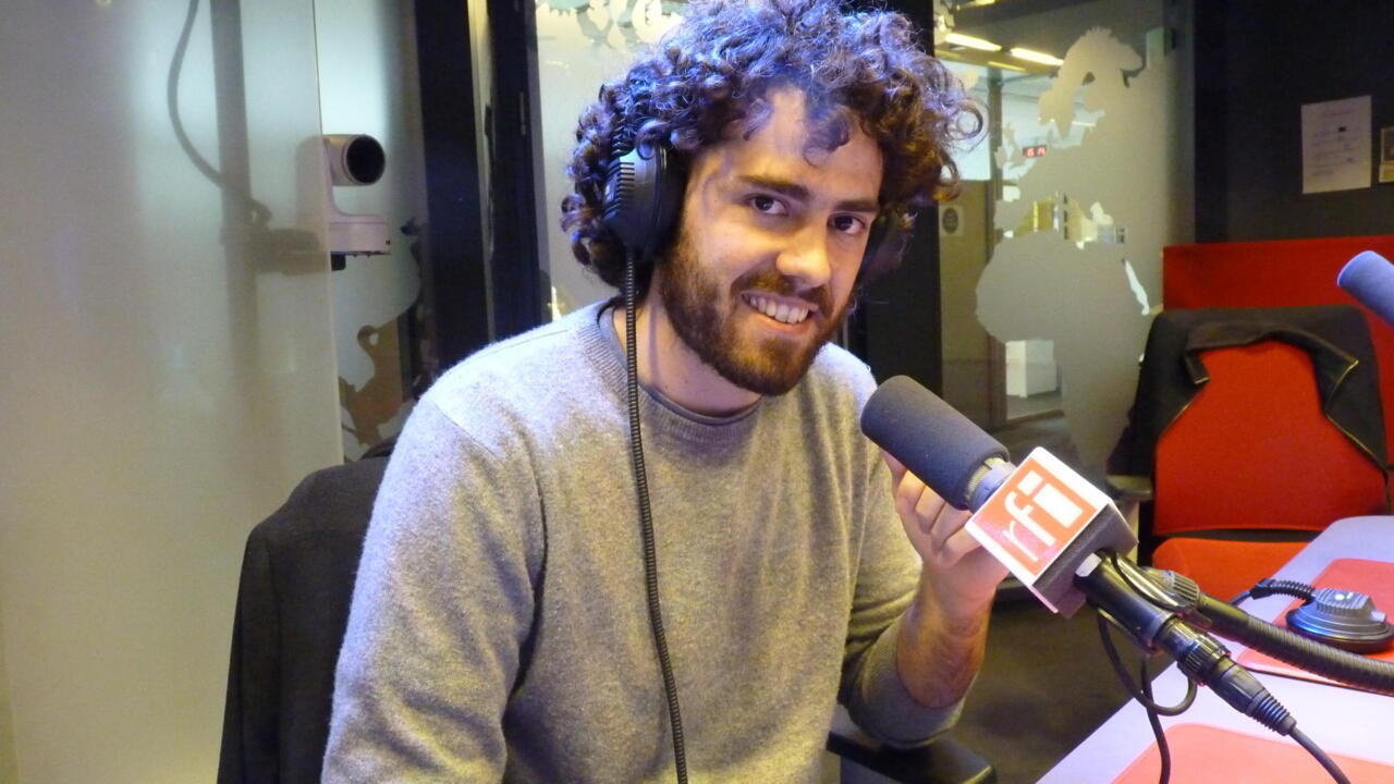 Nicolás Agulló, director de orquesta argentino en París - El Invitado ...